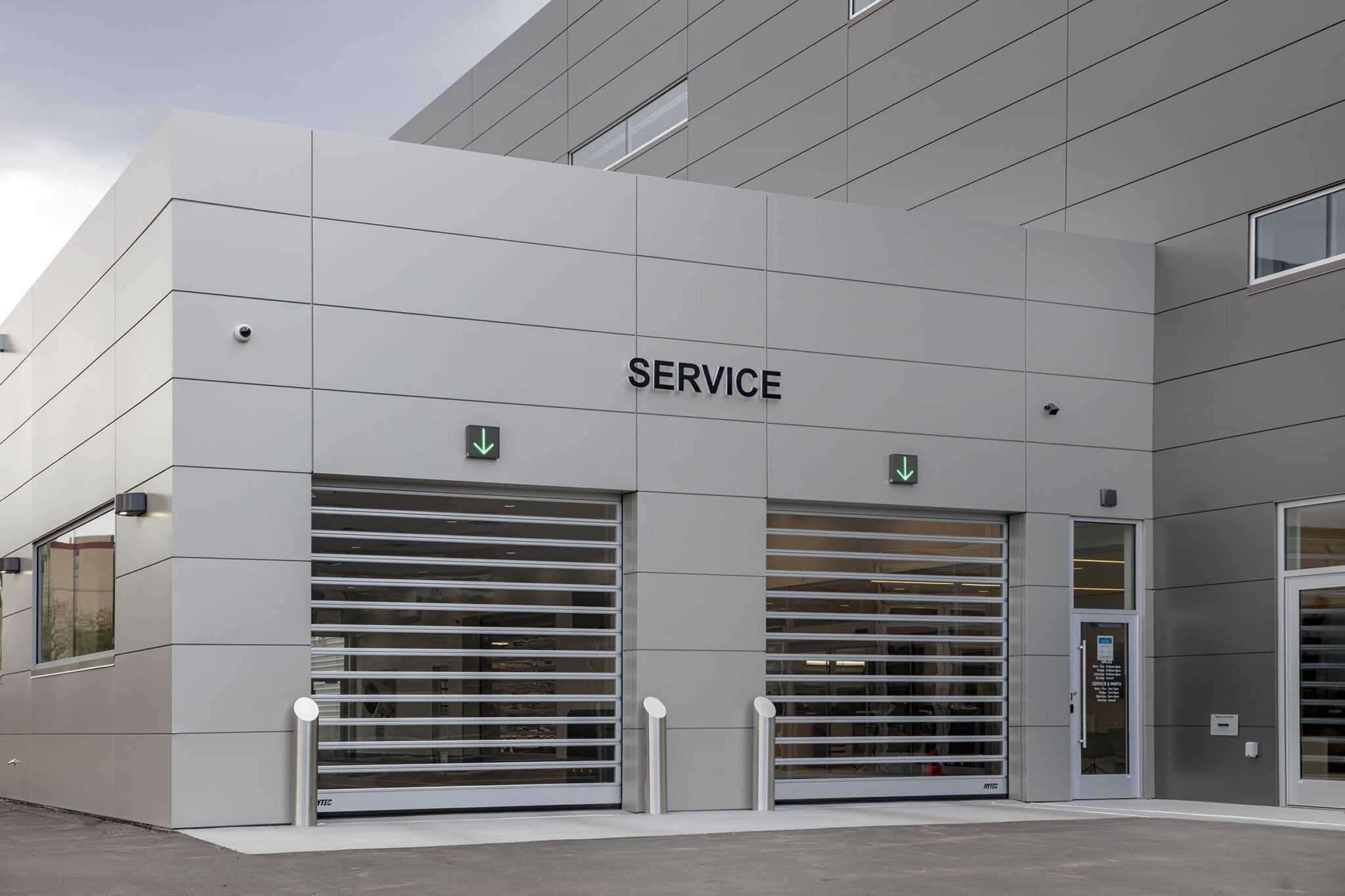 Rytec Spiral® FV® high-performance overhead door - Coolest Thing Made in WI