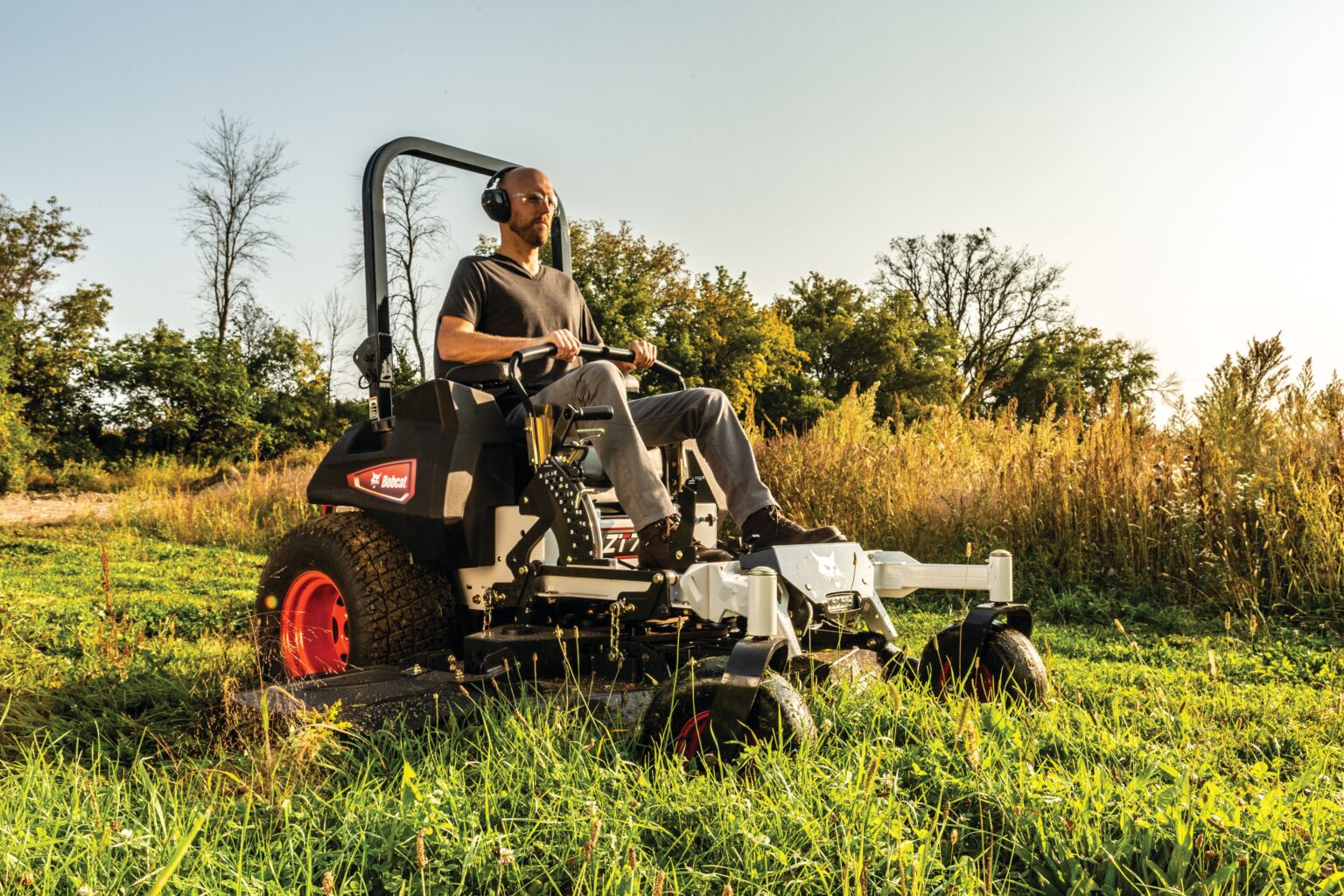 Bobcat ZT7000 Zero-Turn Mower - Coolest Thing Made in WI